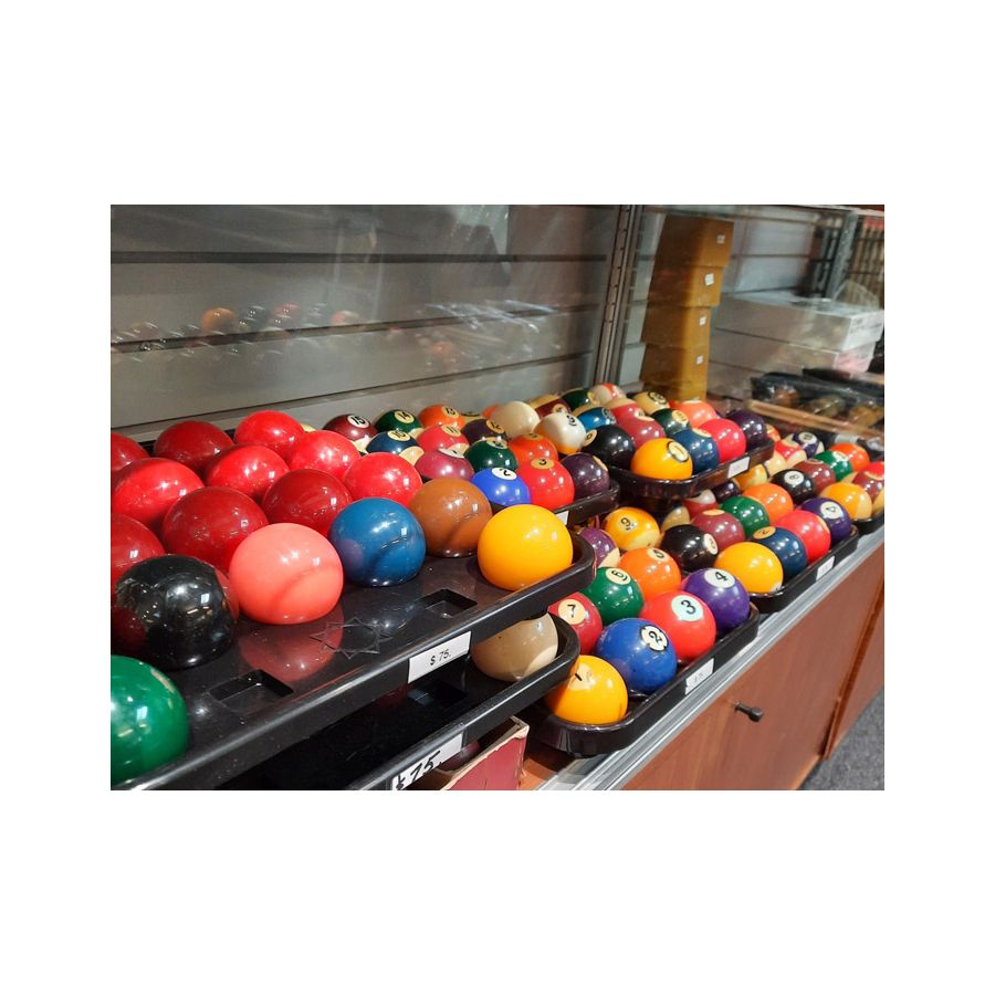 Assorted used billiard balls, snooker, pool, Carom balls and ...